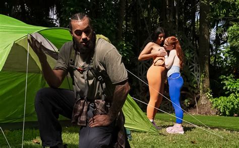 Rgk2fj Crazy College Gfs Roxie Sinner And Amy Quinn Sexy Camping
