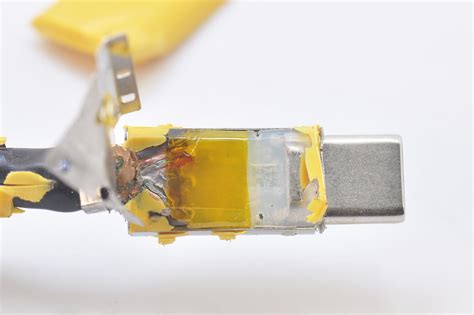 原装正品英特尔 Intel Svt Dci Dbc23 C To C Dfp To Ufp 1 米调试电缆 Itpdcic2cd2u1m