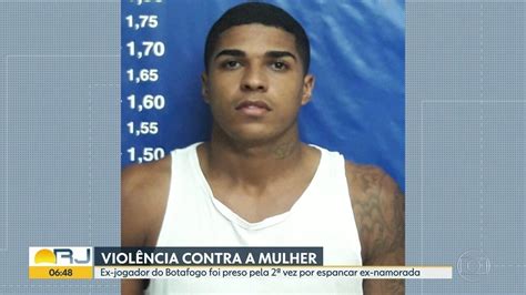 Ex jogador de futebol é preso por tentativa de feminicídio Bom Dia
