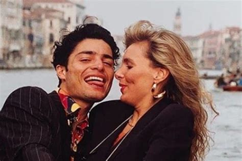 Chayanne Muestra Orgulloso A Su Esposa Venezolana Tras 30 Años De Amor