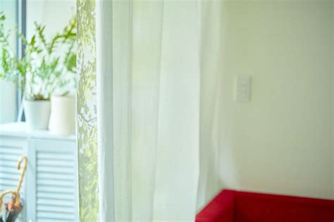 異素材が調和する、静けさをまとった白の世界。 Ieno Textile