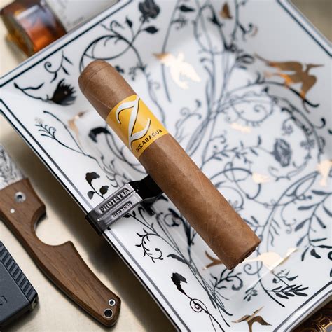 Blind Review Zino Nicaragua Robusto Fine Tobacco NYC