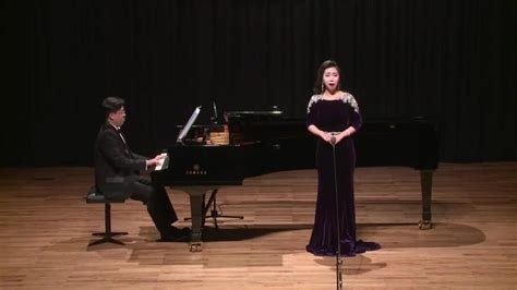 音乐学院出身的美女歌手杨茜媛演唱《枫桥夜泊》，深情又好听！