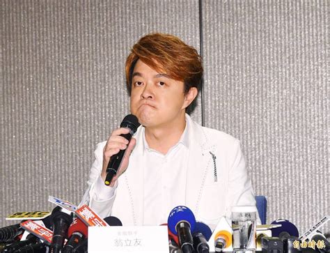 雞排妹插進記者會逼哭翁立友 許聖梅嚇一大跳揭關鍵 自由娛樂