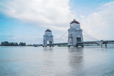 A Bridge With Classical Chinese Design In Yangzhou China Stock Image