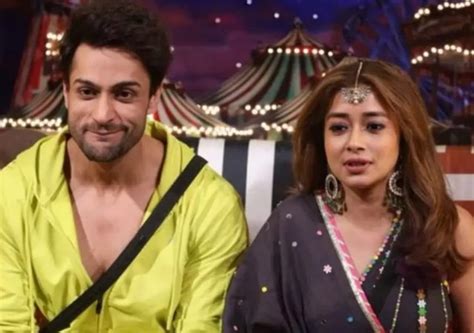 Bigg Boss 16 Shalin Bhanot Gets Emotional In Front Of Audience Here