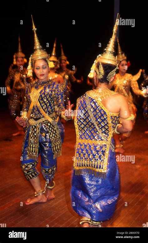 Cambodia Dancers Royal Ballet Of Cambodia Phnom Penh Khmer Classical