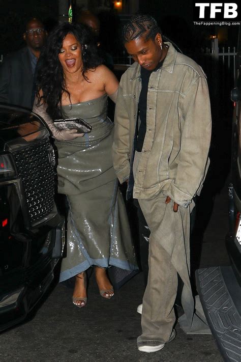 Rihanna Looks Hot At The “black Panther Wakanda Forever” Premiere In