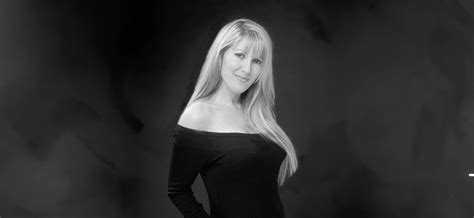 Unveiling Insights With Sherry Argov Readers House