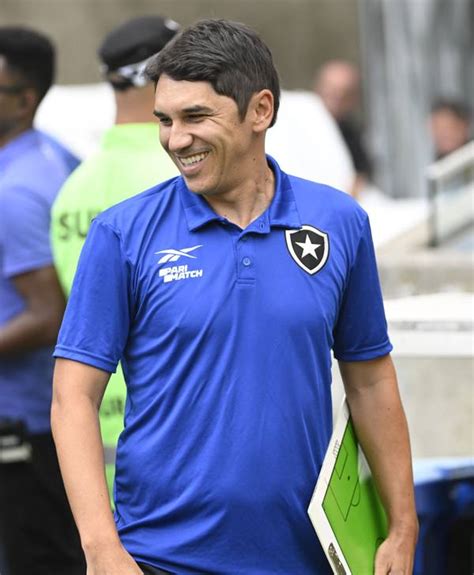 Lúcio Flávio Destaca Méritos Do Botafogo Em Vitória Grupo Nunca