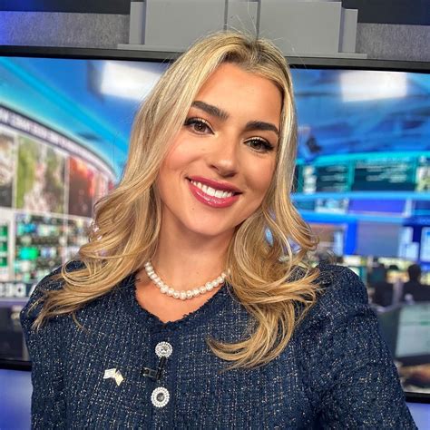 Debra Lee Rwomenoftheright