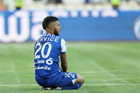 مهدی قائدی با هواداران استقلال خداحافظی کرد طرفداری