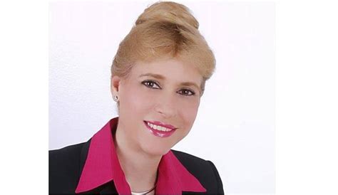 Soraya Aquino Compartimos las opiniones de quienes rechazan modficiación a la Constitución