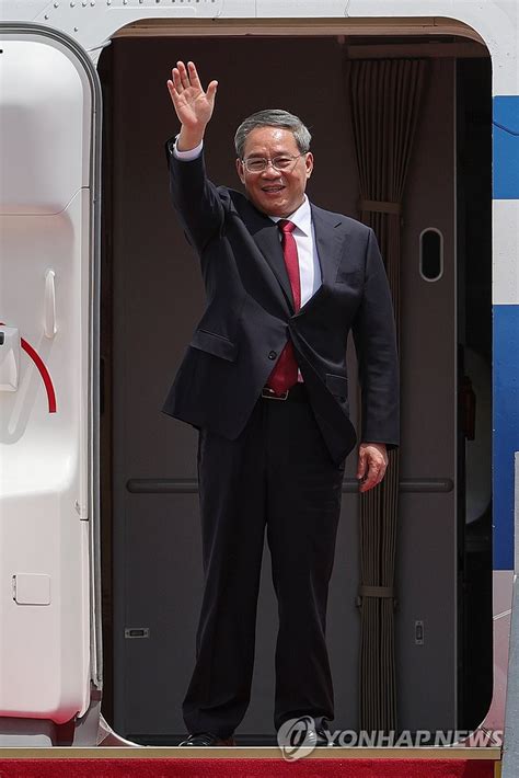 방한 일정 마친 리창 총리 연합뉴스