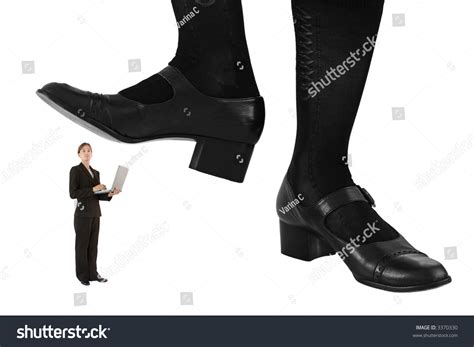 Giant Feet Crush Telegraph