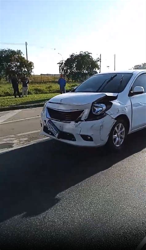 Acidentes Envolvendo Sete Veículos Causam Lentidão Na Dutra Em São José