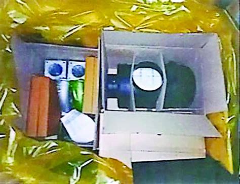 တရားမဝင် လုပ်ငန်းသုံးပစ္စည်းများ၊ လူသုံးကုန်ပစ္စည်းများ၊ စားသောက်ကုန်ပစ္စည်းများ၊ လိုင်စင်မဲ့မော