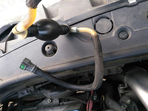 Ремонт ручного насоса (груши) подкачки топлива — Renault Grand Scenic ...