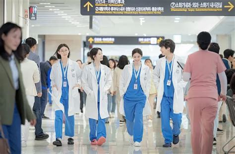 슬의생 시즌3 고윤정 프로필 출연진 정보 Ott 언젠가는 슬기로울 전공의생활