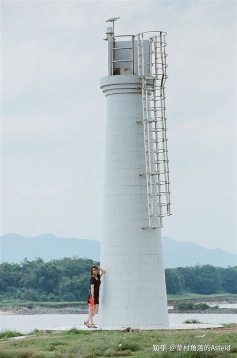 【咬咬牙vii】尼康nikkor80 200mm F28d “小钢炮”三代·优雅而厚重的长摆高开叉礼裙 知乎