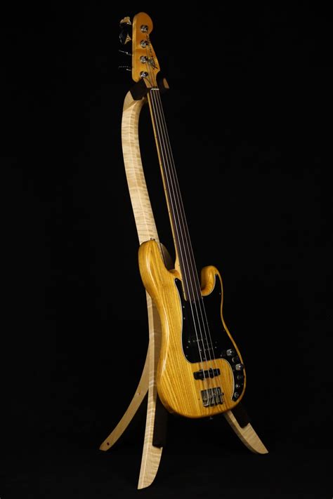 Curly Maple Bass Guitar Stand Sgstands