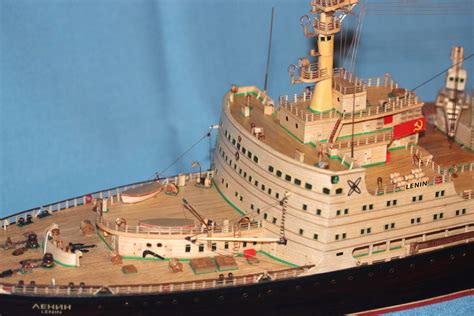 Ледокол "Ленин", фото, купить готовую масштабную модель корабля в С-Пб.