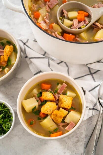 Premium Photo Split Pea Soup