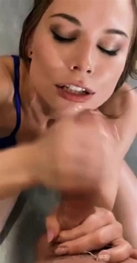 Aida Foxx Punhetando A Piroka Do Malandro Eporner