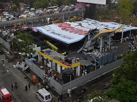 Mumbai Hording Accident घाटकोपर होर्डिंग दुर्घटनेप्रकरणी गुन्हा दाखल