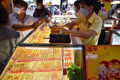 Giá Vàng Hôm Nay 5 12 Vàng Sjc Tăng Mạnh Theo Giá Thế Giới Báo Quảng