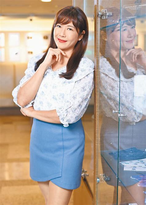 鄭亦真精打細算當人妻