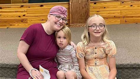 Mama June On Emotional Quest To Honor Late Annas Wish For Daughter Kaitlyn