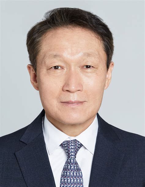 유재철 전 중부지방국세청장 법무법인 광장 고문으로