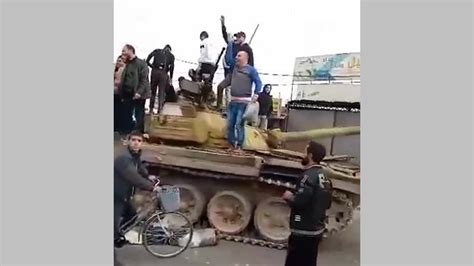 Новые соседи повстанцы захватили власть на юге Сирии и штурмуют Дамаск