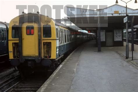 35mm Slide Br British Rail Electric Emu Class 421 7311 Horsham 1982