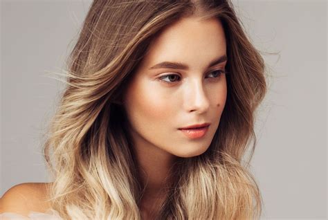 Tendances Colorations Un Coiffeur Pr Dit Les Nuances Qui