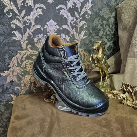 ‎گروه تولیدی کفش زرین گام آرزو‎ Zarringaamshoes • Instagram Photos And Videos