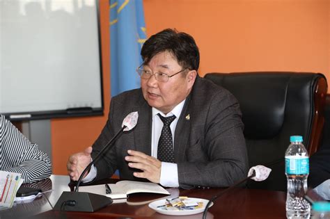 Цаг уур орчны Цаг уур орчны шинжилгээний газар