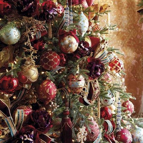 Украшенные новогодние елки с из эксклюзивных коллекций | Christmas tree ...