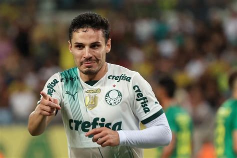 Raphael Veiga Empata Com Dudu Na Artilharia Do Palmeiras