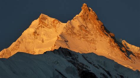 7x 8000 Alix Von Melle Und Luis Stitzinger Erfolgreich Am Manaslu