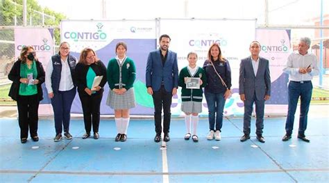 Noticiero Panorama Queretano Mil 716 tabletas electrónicas a