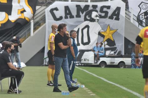 Apesar de derrota Cuca destaca a evolução do Santos Diário do Peixe