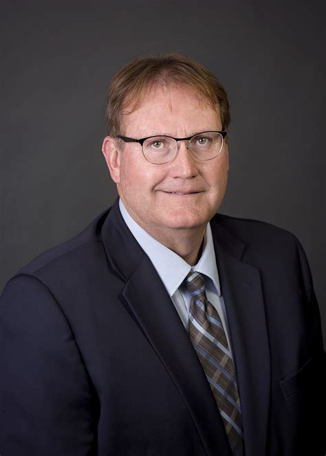 Fandm Bank Promotes Steve Sasser Guthrie News Page