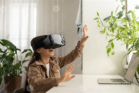Virtual Classes Driving Lessons Science Class Vr Technology