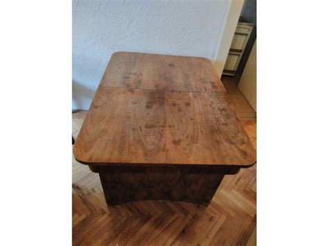 Starinski Trpezarijski Sto 80740805