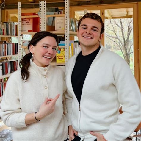 Cem Yenelden Ilk Cover “akbaba” Söz Müzik