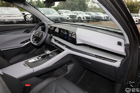 【长安cs75plus第二代 1 5t 豪华型内饰全景副驾驶员方向图片 汽车图片大全】 易车