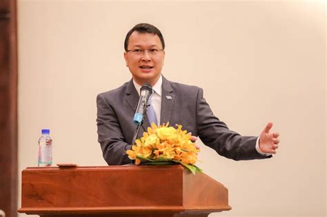 ឯកឧត្តម កែវ រតនៈ ពន្យល់នីតិវិធីអាចទទួលបានការអនុគ្រោះថ្លៃអគ្គិសនី ៤៨០រៀលក្នុង១គីឡូវ៉ាត់ម៉ោង