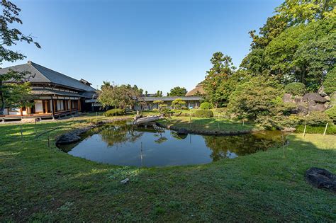 澤将監の館 石庭と池泉庭園を眺める館 庭園ガイド